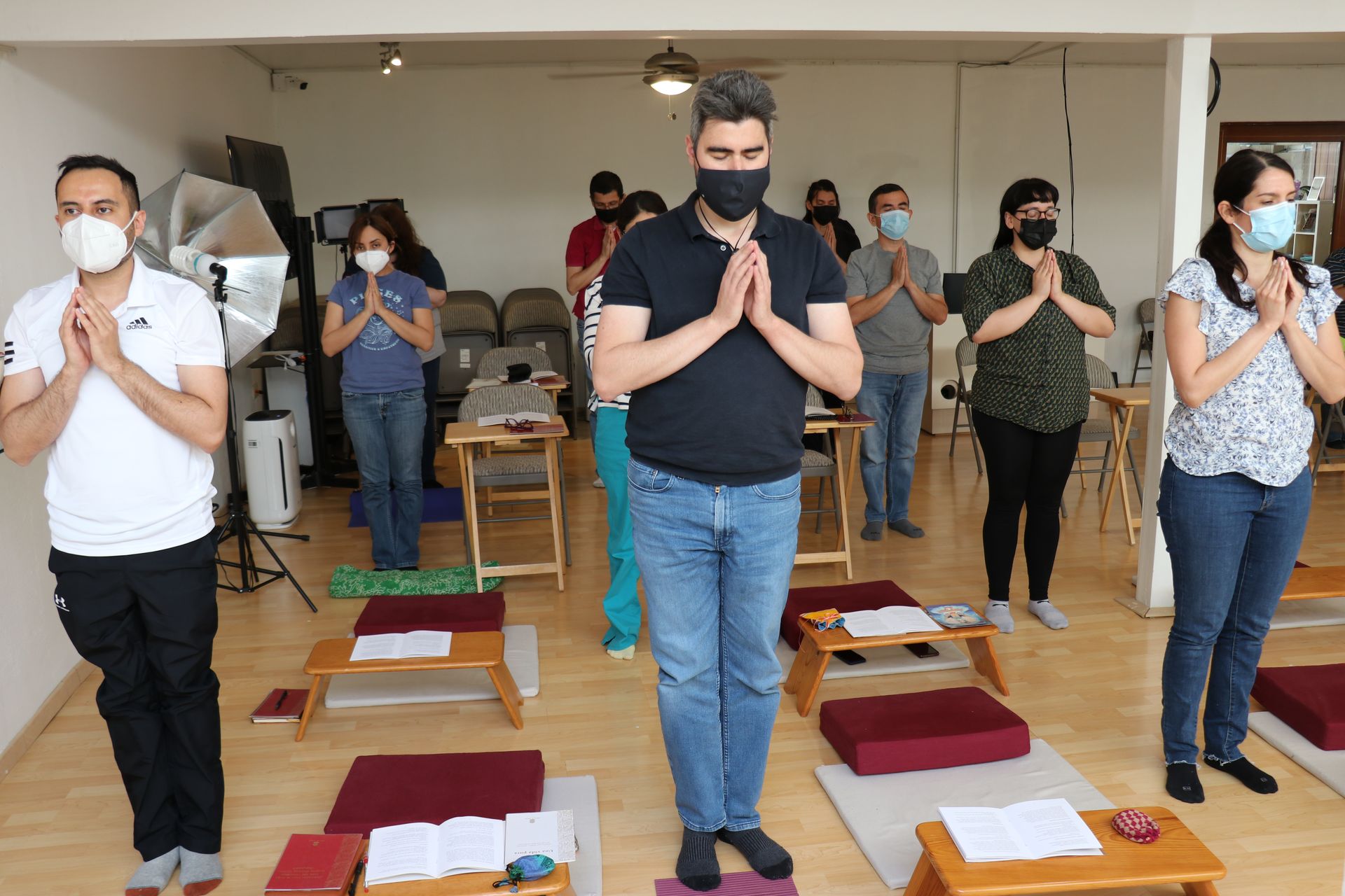 Nyungne · Retiro de purificación y ayuno | Centro de Meditación Kadampa ...